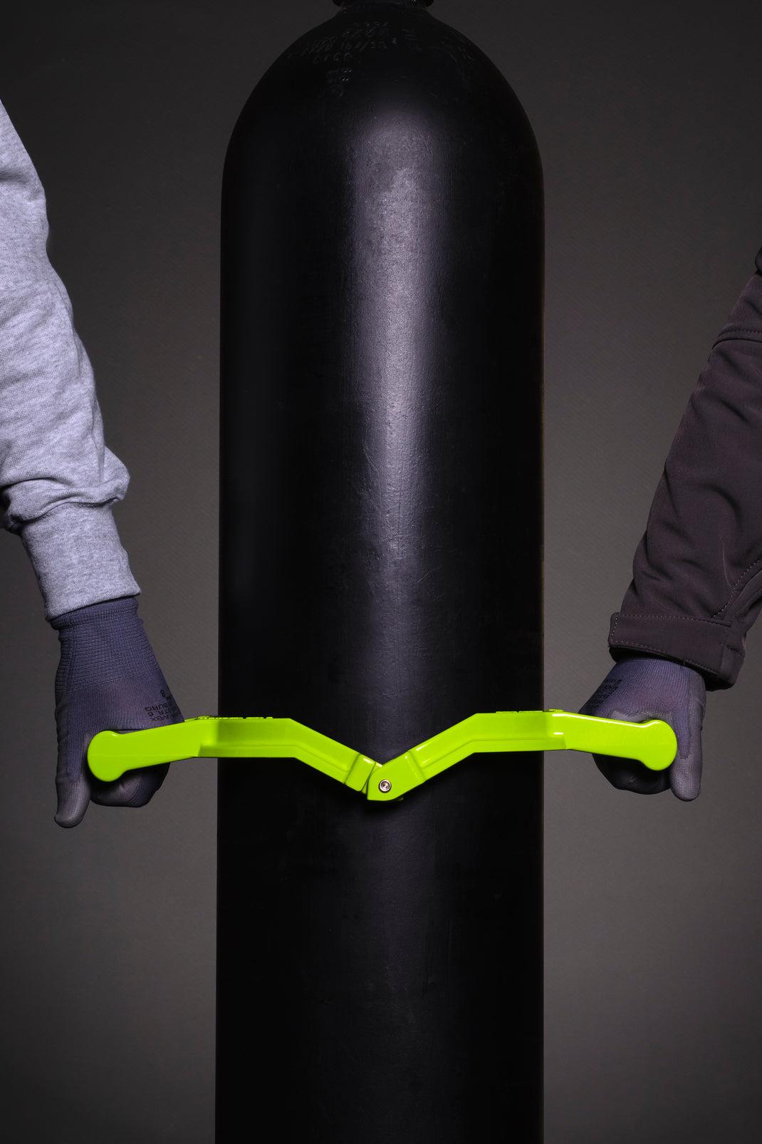 GasGrab, the tool for lifting gas cylinders by hand